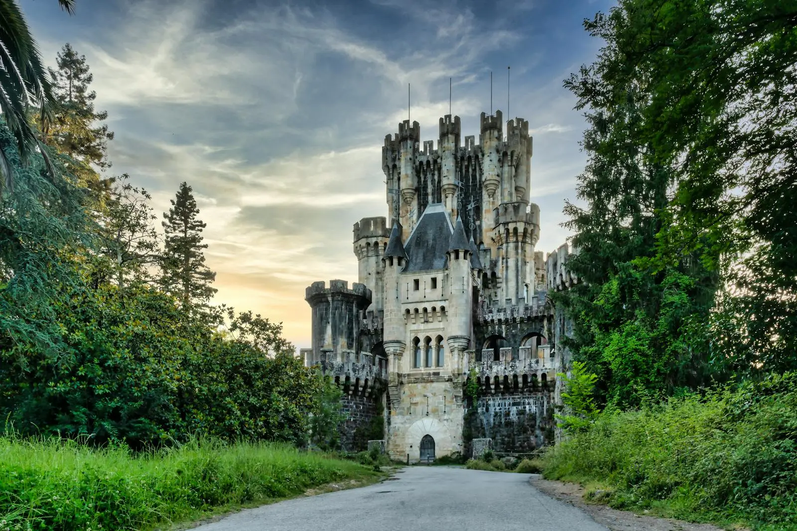 Butron castle - BASQUE COUNTRY GUIDE