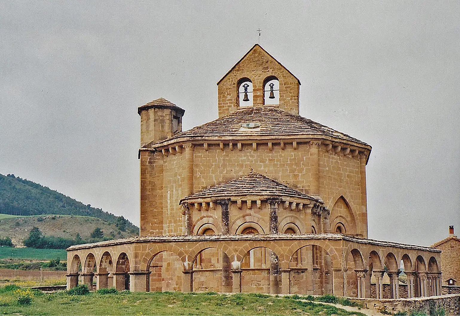 Church of Saint Mary of Eunate - BASQUE COUNTRY GUIDE